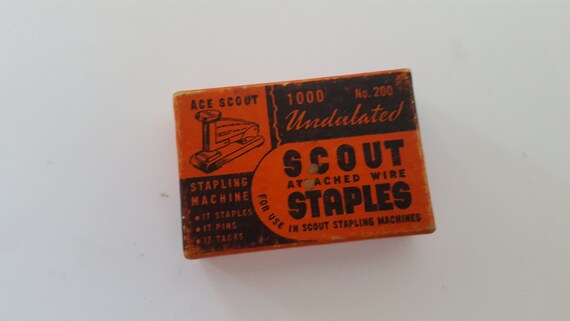 Vintage Ace Fastener Scout staples box No.200 with some | Etsy