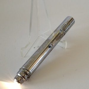 Vintage 1935 Eveready Model 210 V2, Art Deco Styling Chrome Penlight ...