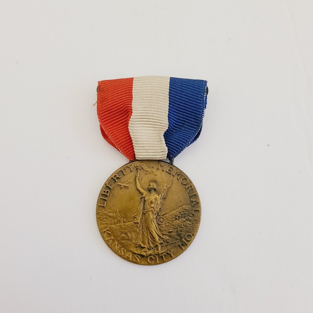 Antique 1921 Liberty Memorial Medal From November Groundbreaking in St ...