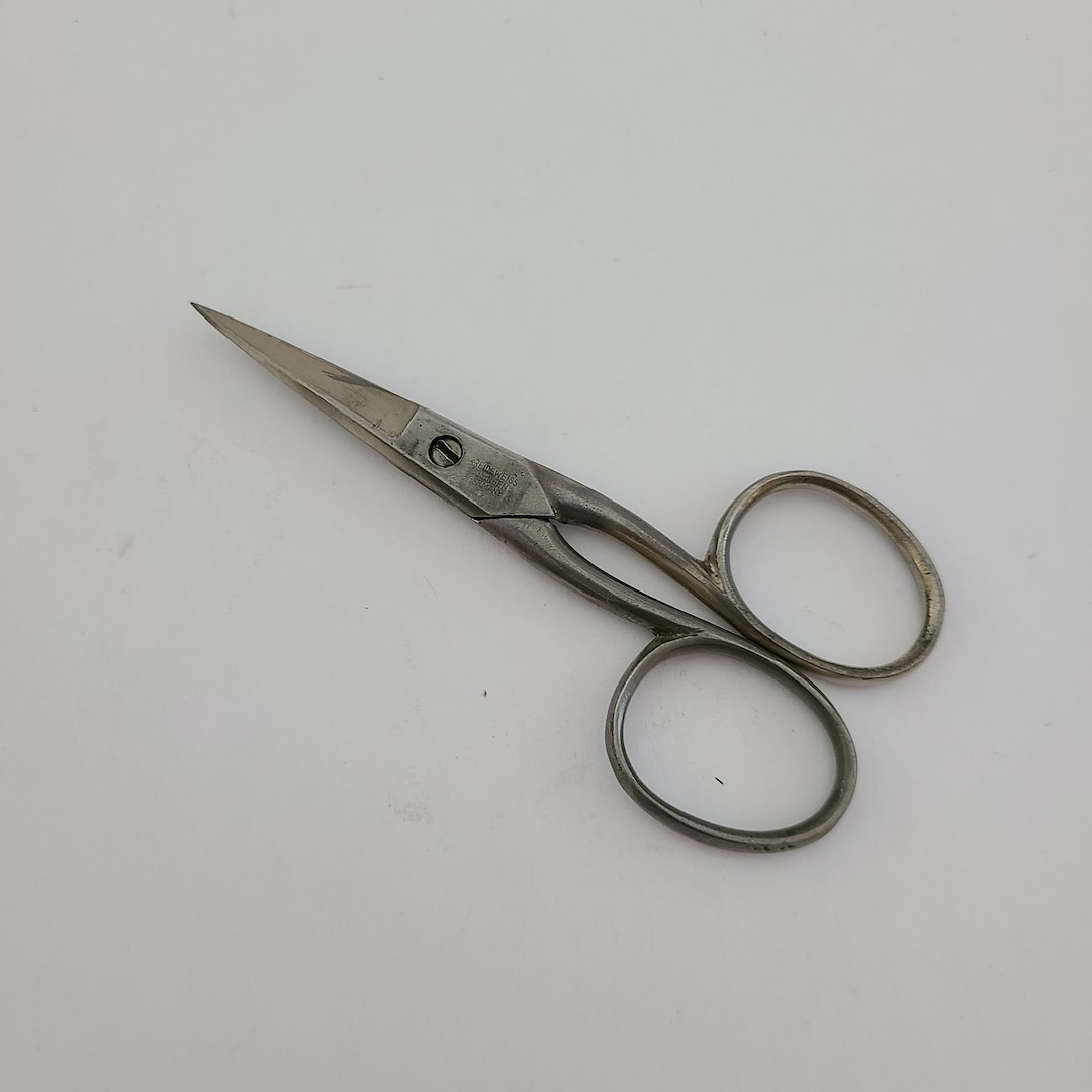 Vintage Circa 1950's Small Sewing or Embroidery Scissors Kreideweiss ...