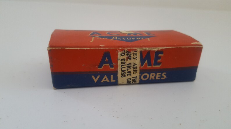 Vintage 1950's Box of 97 Acme Valve Cores short No.151 - Etsy