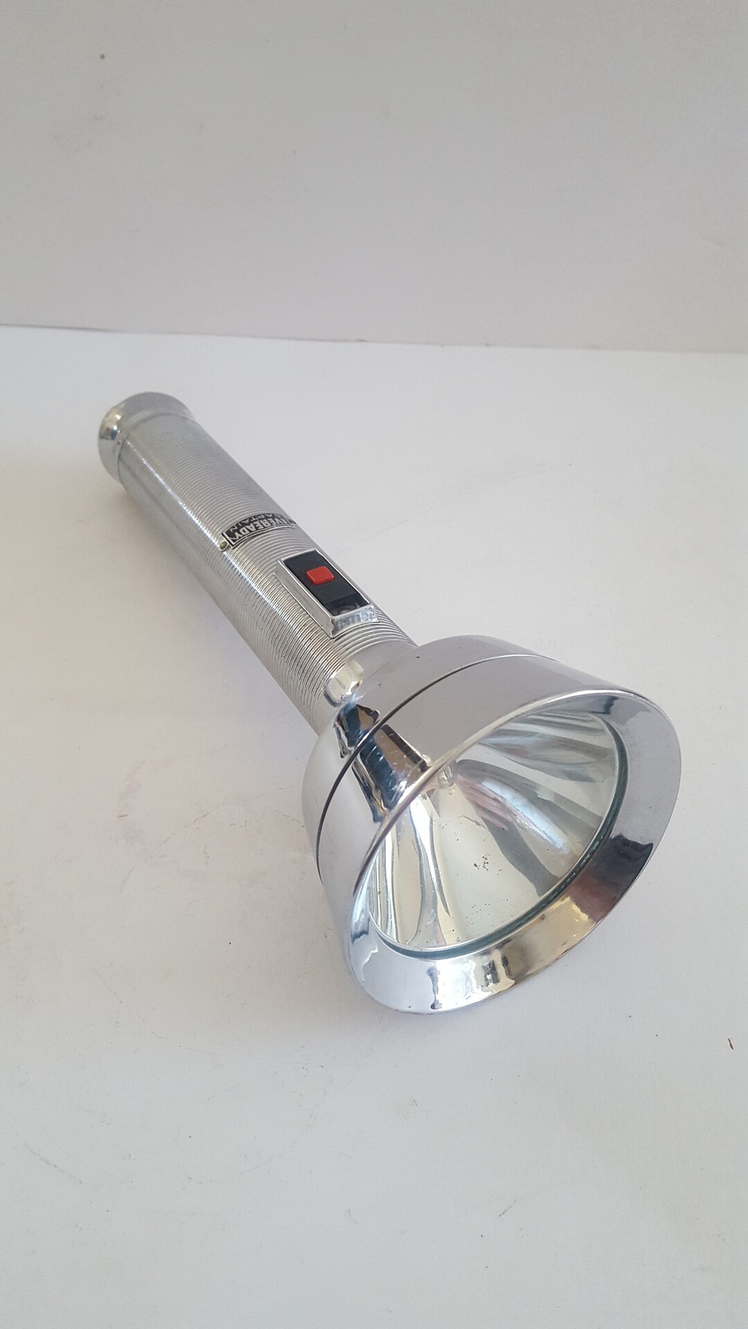 Vintage 1976 captain Eveready Flashlight Model 9352 3 D Cells in Great ...