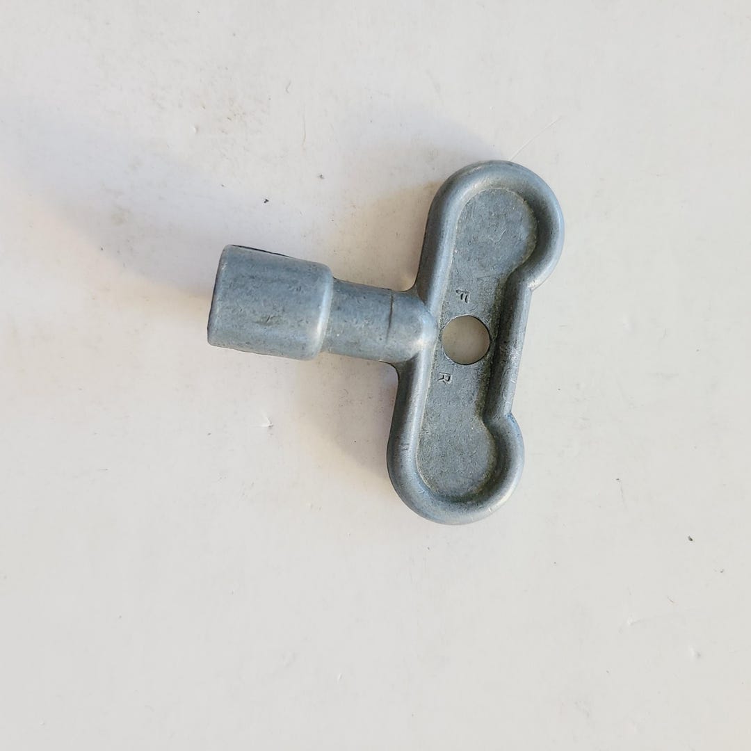 Vintage Cast Zinc Natural Gas Key or Log Lighter 5/16" Square, Unmarked ...