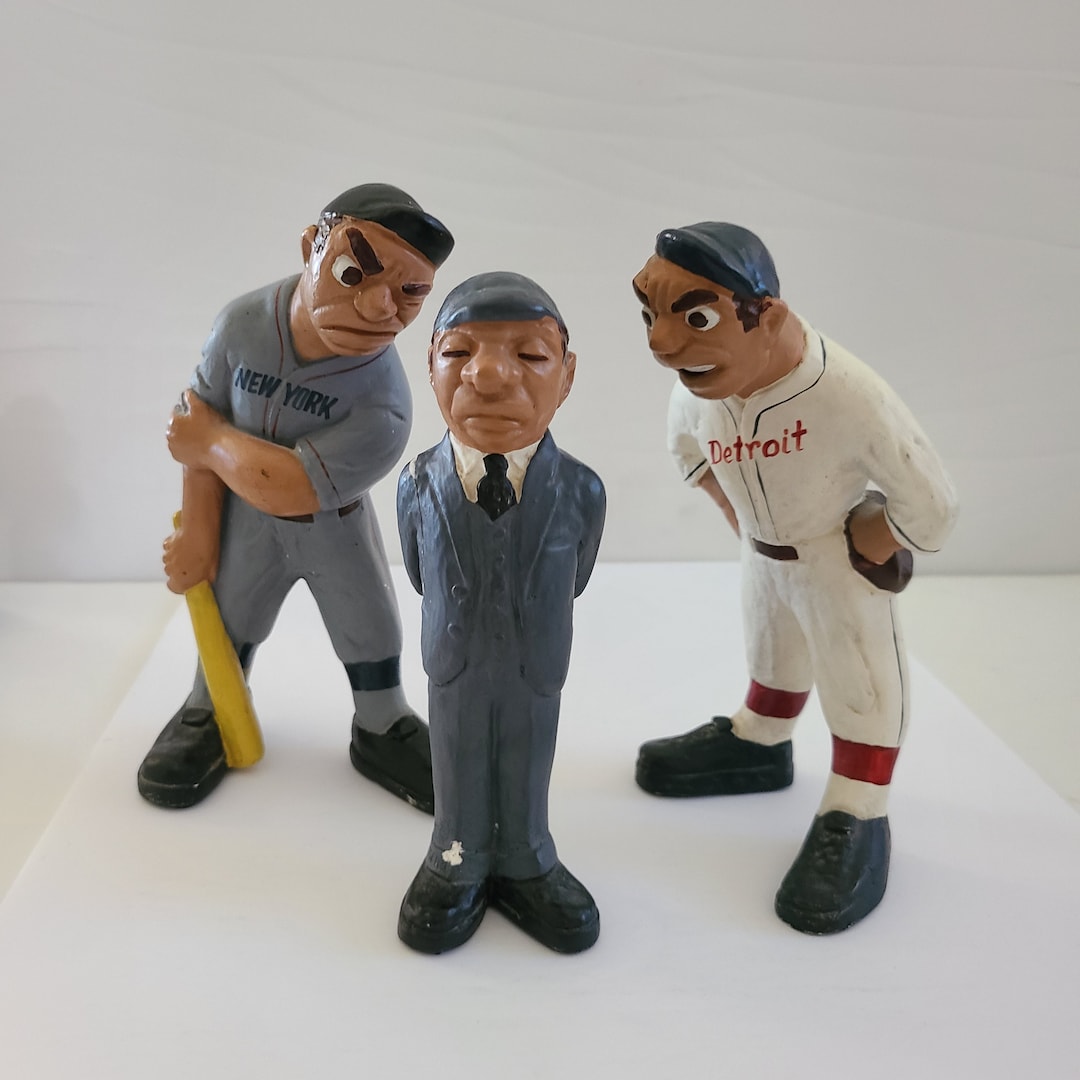 Vintage 1941 Lafayette L. Rittgers Baseball Plaster Statues: Batter ...