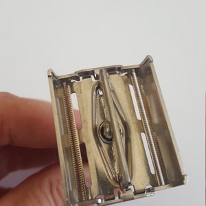 Vintage Gillette Safety Razor, Date Code O1 (1969) Turn to Open (TTO ...