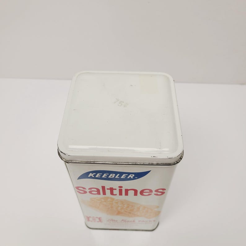 Vintage Keebler Saltine Crackers Tin: 1950s-60s Kitchen Storage - Etsy