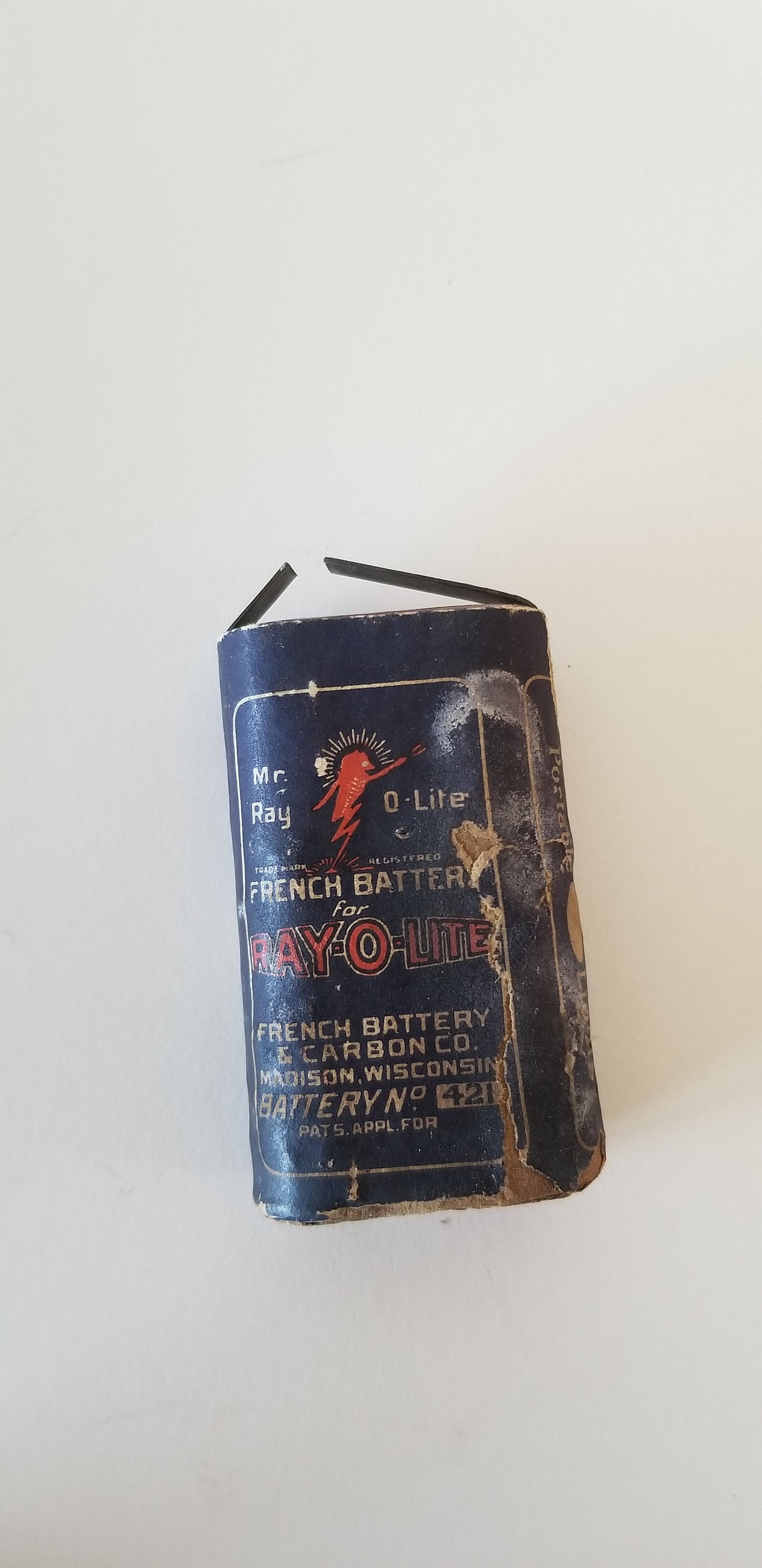Antique 1920s Mr. Ray-o-lite Battery - French Battery & Carbon Co ...