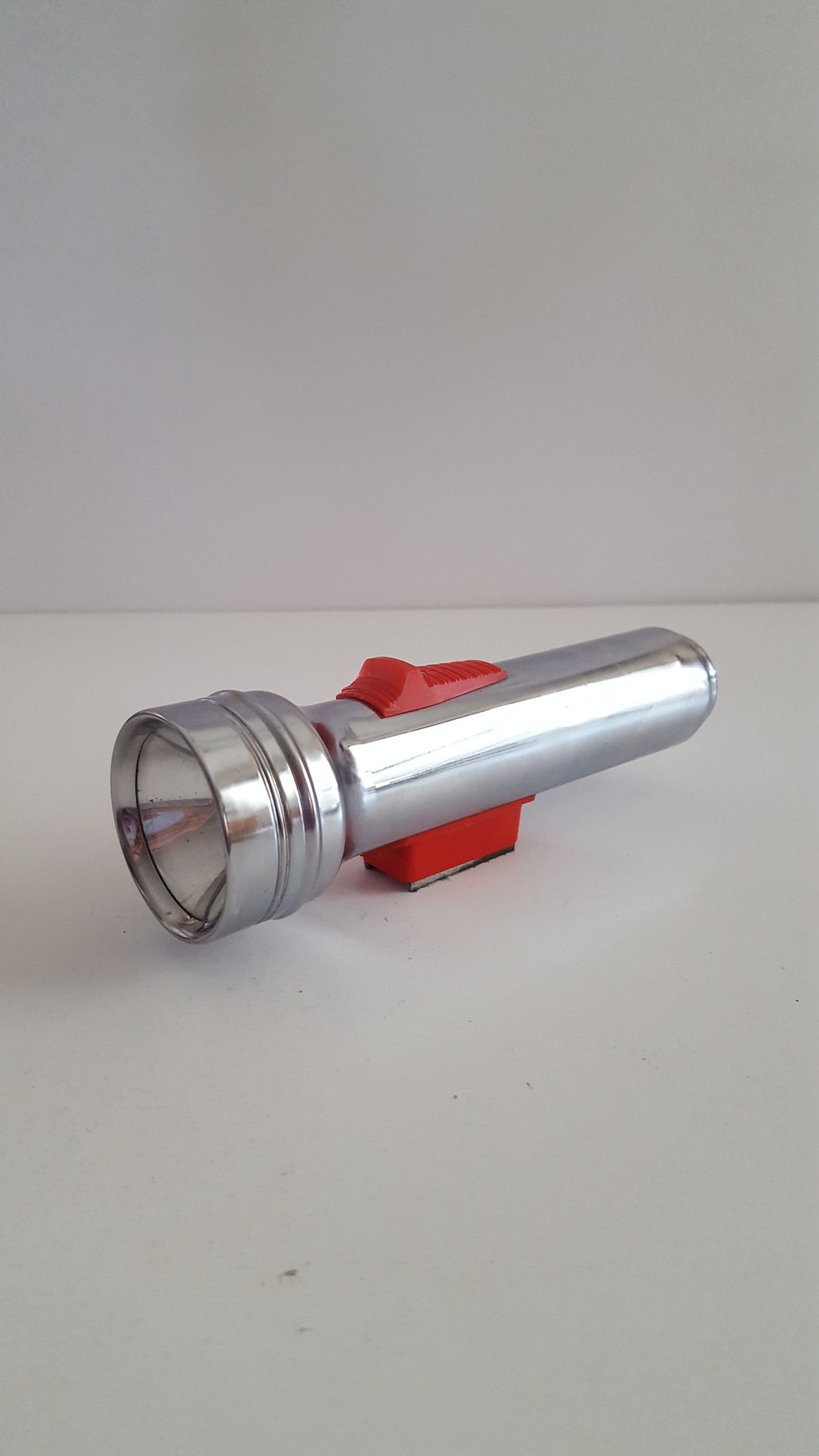 Vintage 1950s Kwik-lite Chrome Flashlight With Magnet - Etsy