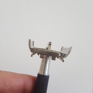 Vintage Gillette Safety Razor, Date Code O1 (1969) Turn to Open (TTO ...