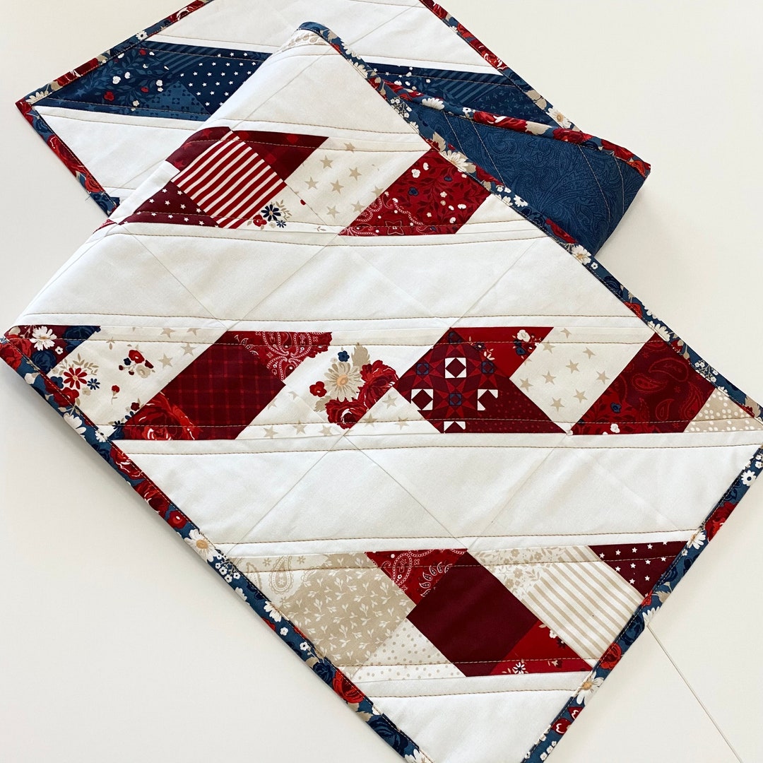 Americana Table Runner | Made in USA | American Cottage - Etsy