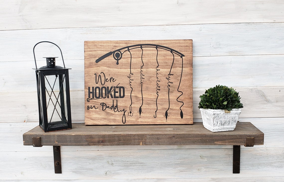 Hooked on Daddy Personalized Sign Personalized Fishing Sign - Etsy