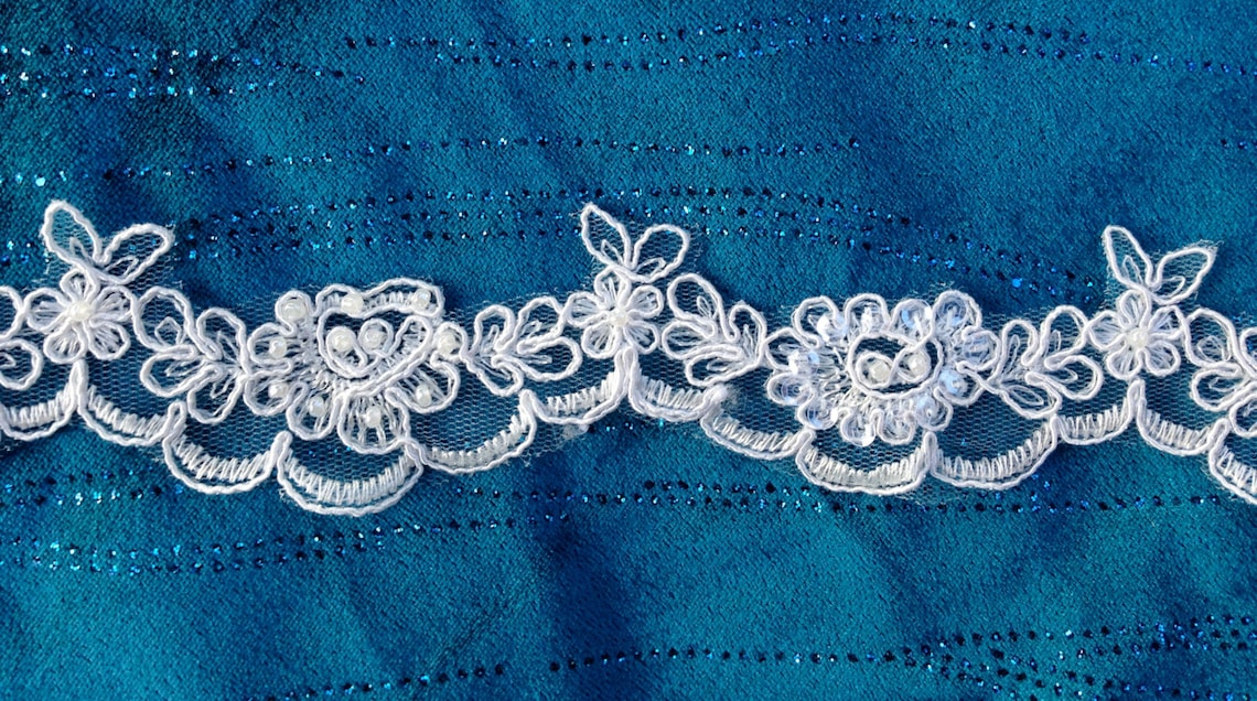 Beaded Scalloped Lace Bridal Lace Gentle Flowery Wavy Lace - Etsy