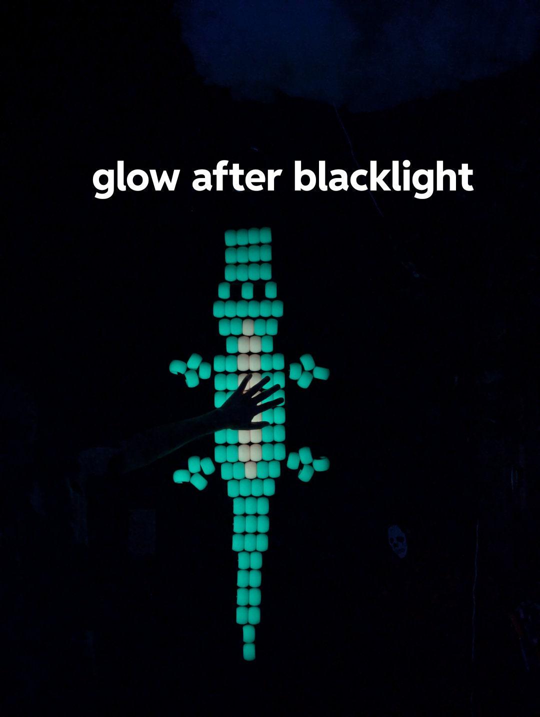 Handmade Jumbo 90s Alligator Bead Keychain - Etsy