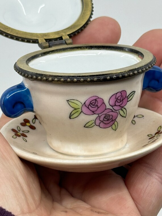 Vintage Ceramic Hinged TRINKET BOX with Cobalt Blue G… - Gem