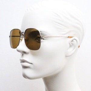 70s Vintage Square Aviator Sunglasses. Gold Tone Metal Frame in Perfect ...