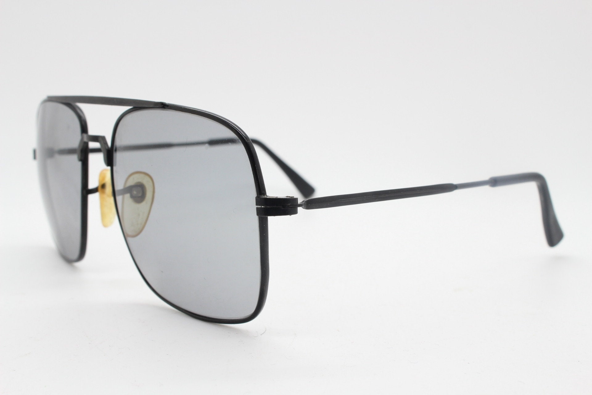 Vintage 70s Square Aviator Sunglasses. Men's Metal Frame Aviators With ...