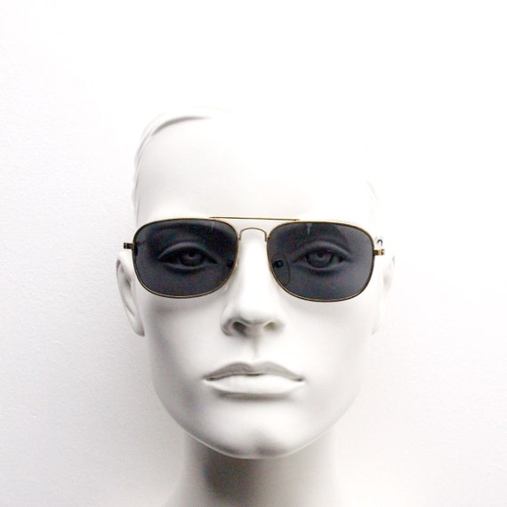 90s square aviator sunglasses. Slim gold metal frame … - Gem