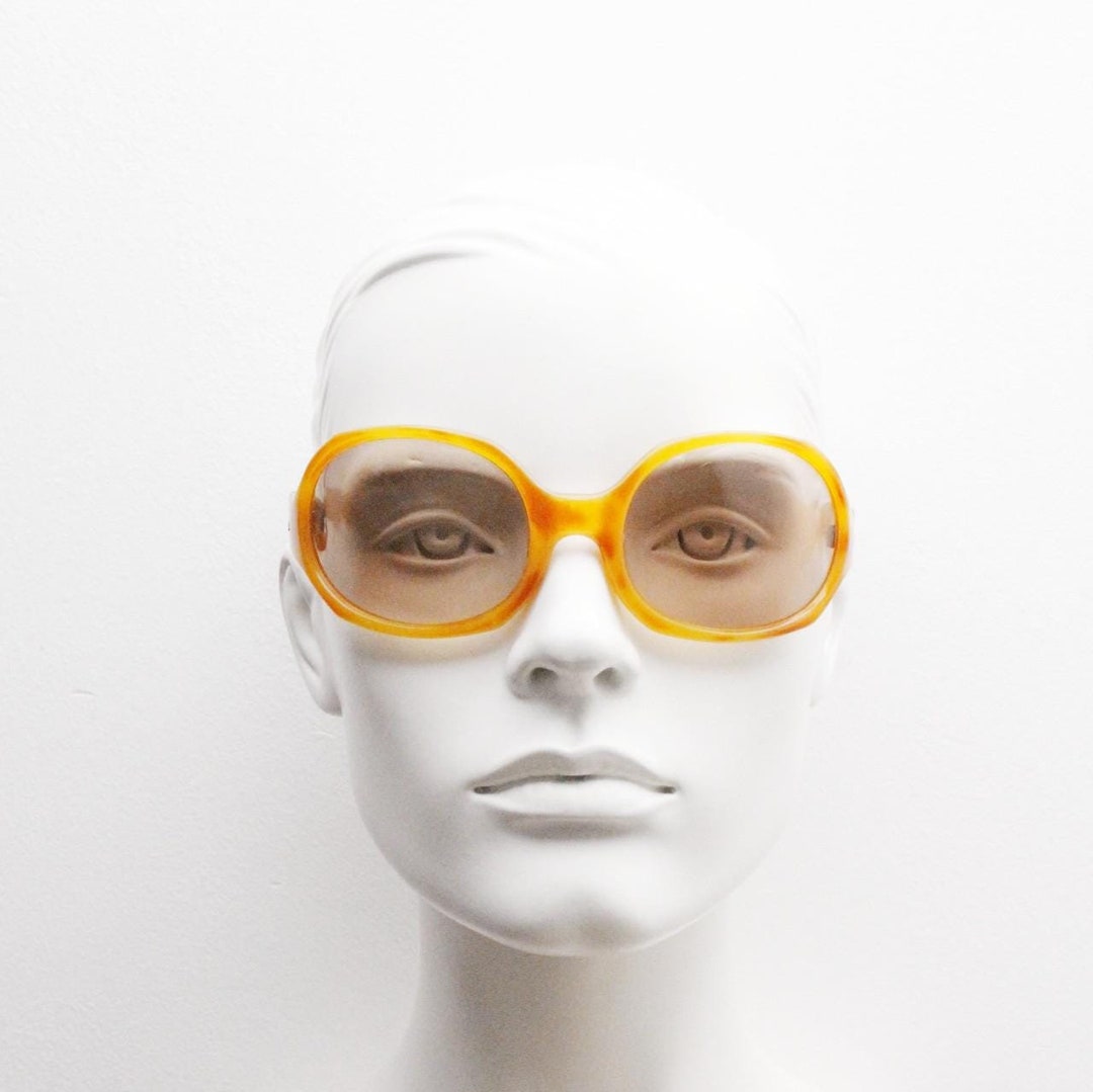 60s Vintage Big Bug Eye Sunglasses Made in Italy. Transparent Wrap ...