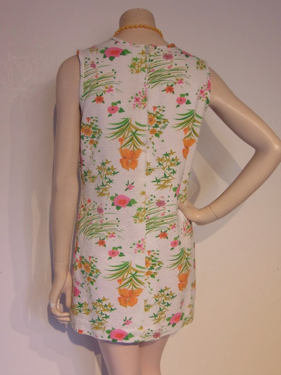 Great 1960s vivid print minidress Bust 36" gogo dress - Gem