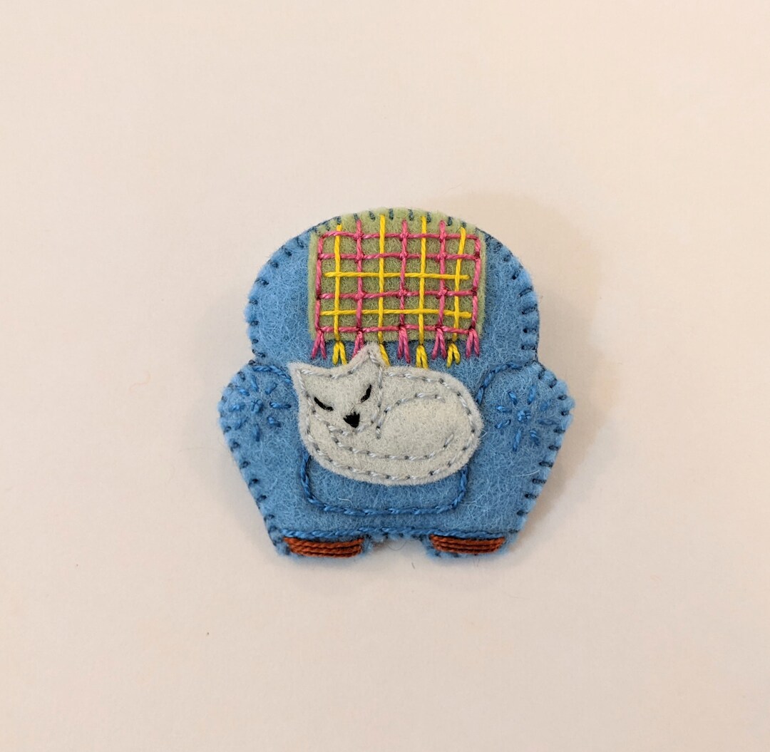 Catnap Brooch, Catnap Pin, Sleeping Cat Pin, Sleeping Cat Brooch, Felt ...