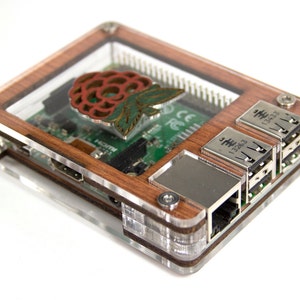 C4labs Zebra Case for Raspberry Pi 3B, 3, 2 and B With Power Cord and Heatsinks Wood/wood Inlay ...