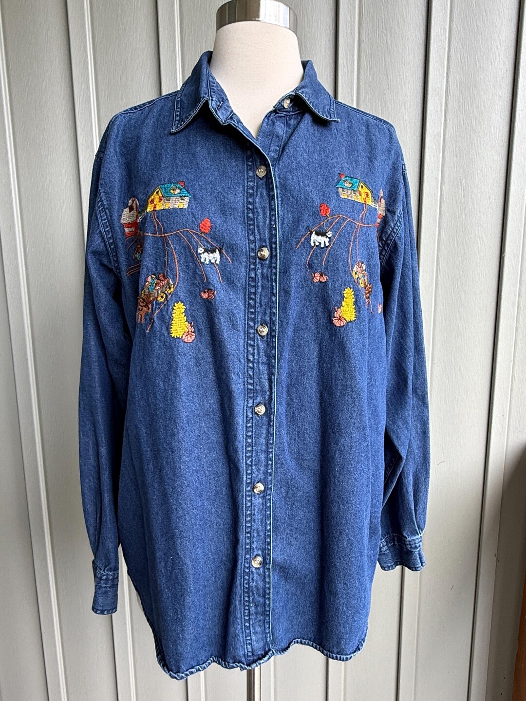 Vintage Embroidered Fall Denim Shirt / Fall Festival Shirt / Barn Scene ...