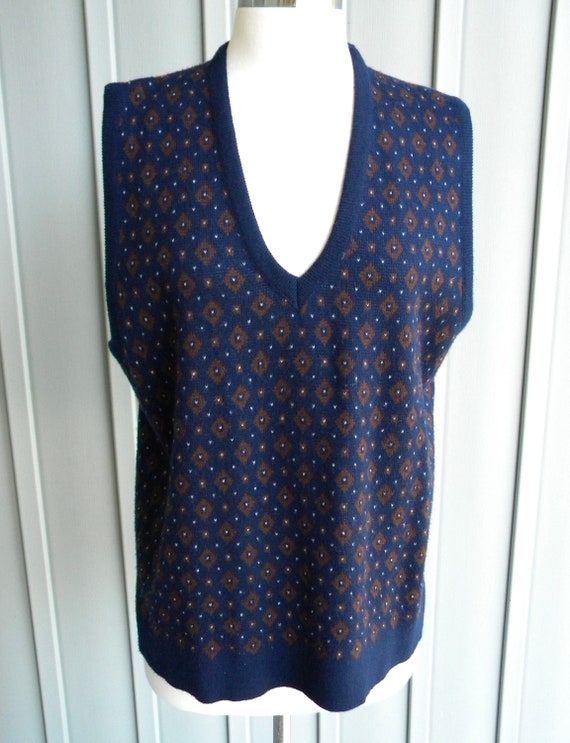 1970s Royal Jeff Sweater Vest - Gem