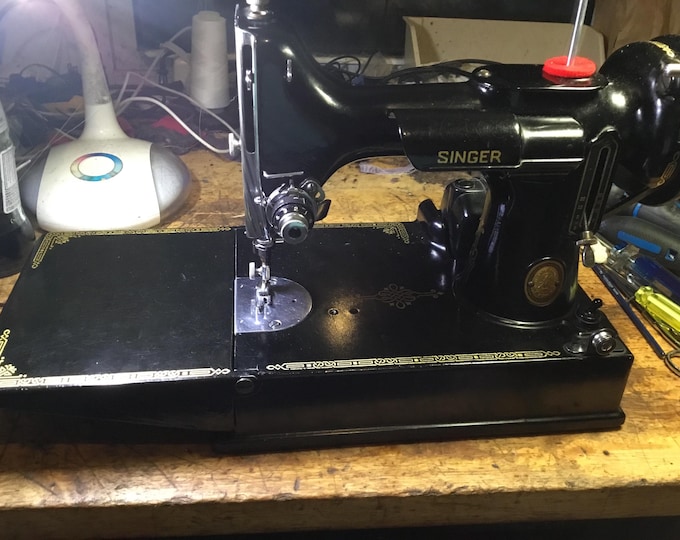 1953 Singer 221k Sewing Machine. Featherweight . - Etsy