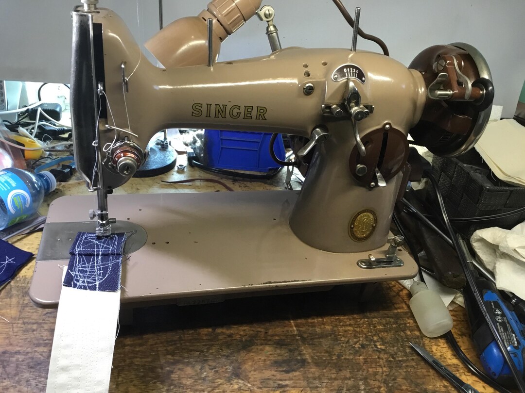 1950s Rare Singer 216G Zig Zaggen Sewing Machine. in Good Working Order ...
