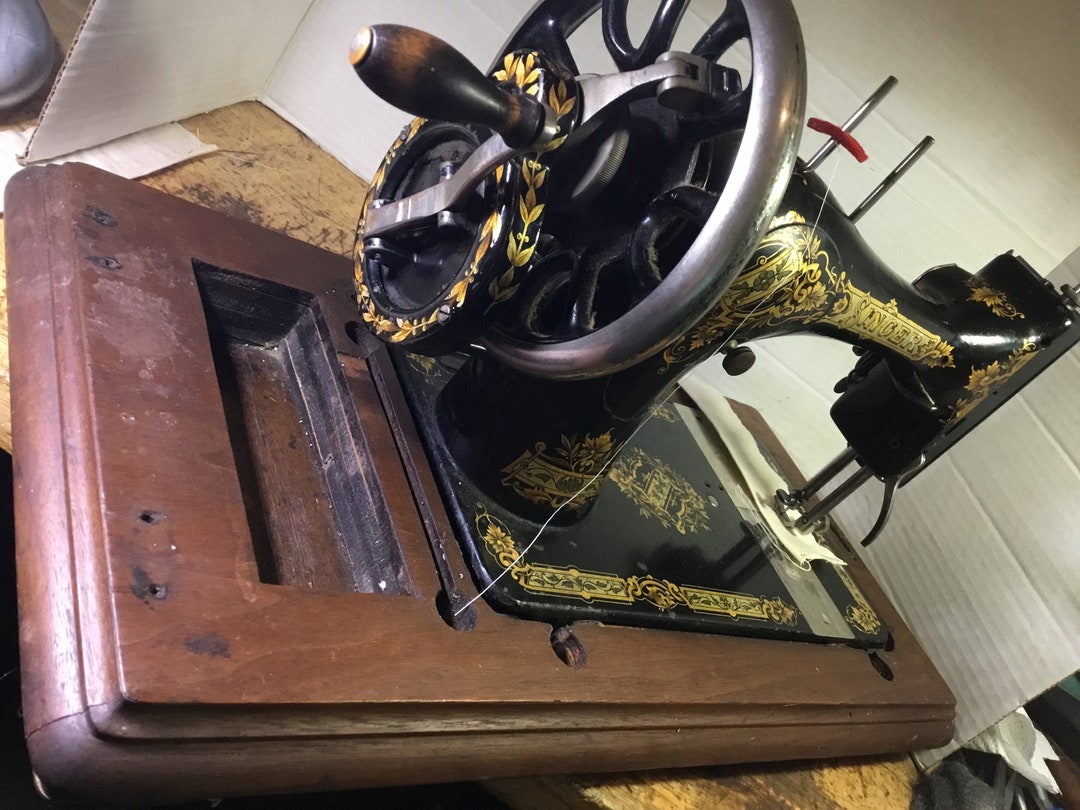 1900 Singer 28k Handcrank Sewing Machine. - Etsy