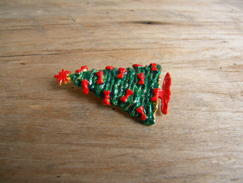 Vintage Christmas Tree Pin With Red Bows / Christmas Pin / - Etsy
