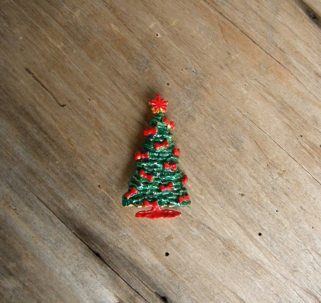 Vintage Christmas Tree Pin With Red Bows / Christmas Pin / Christmas ...