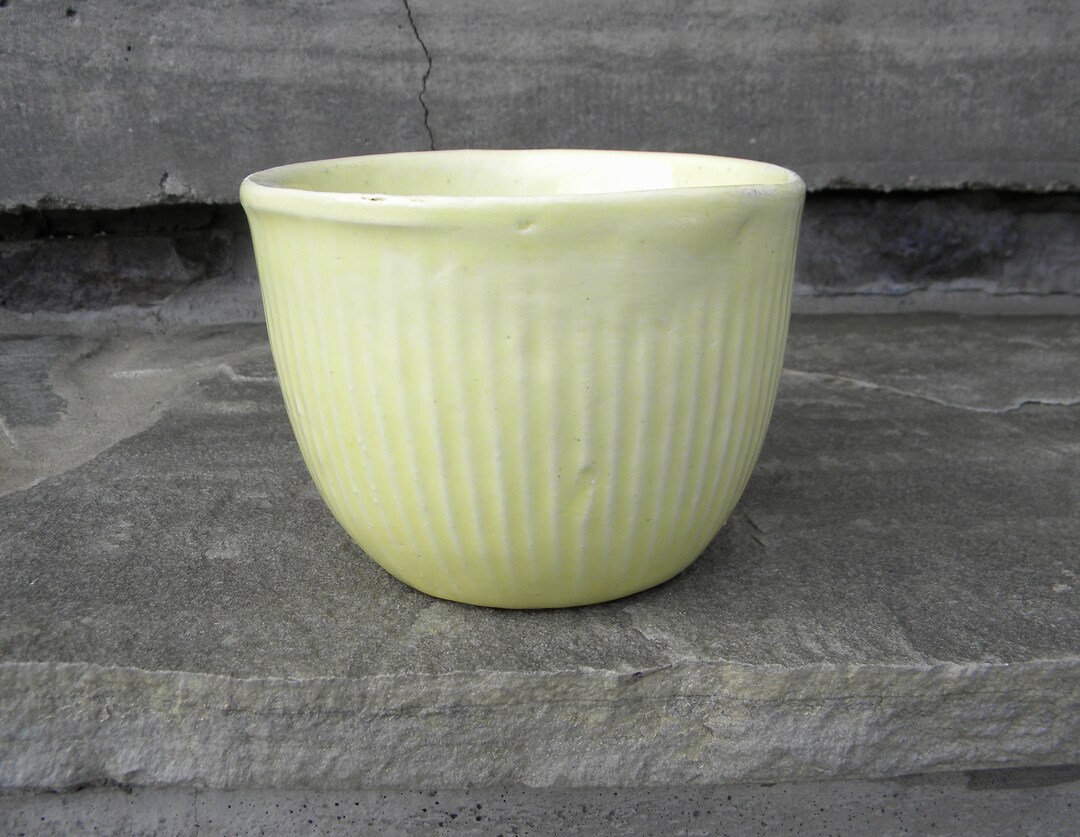 Vintage Pale Yellow Planter / USA Pottery / Mid Century Planter ...