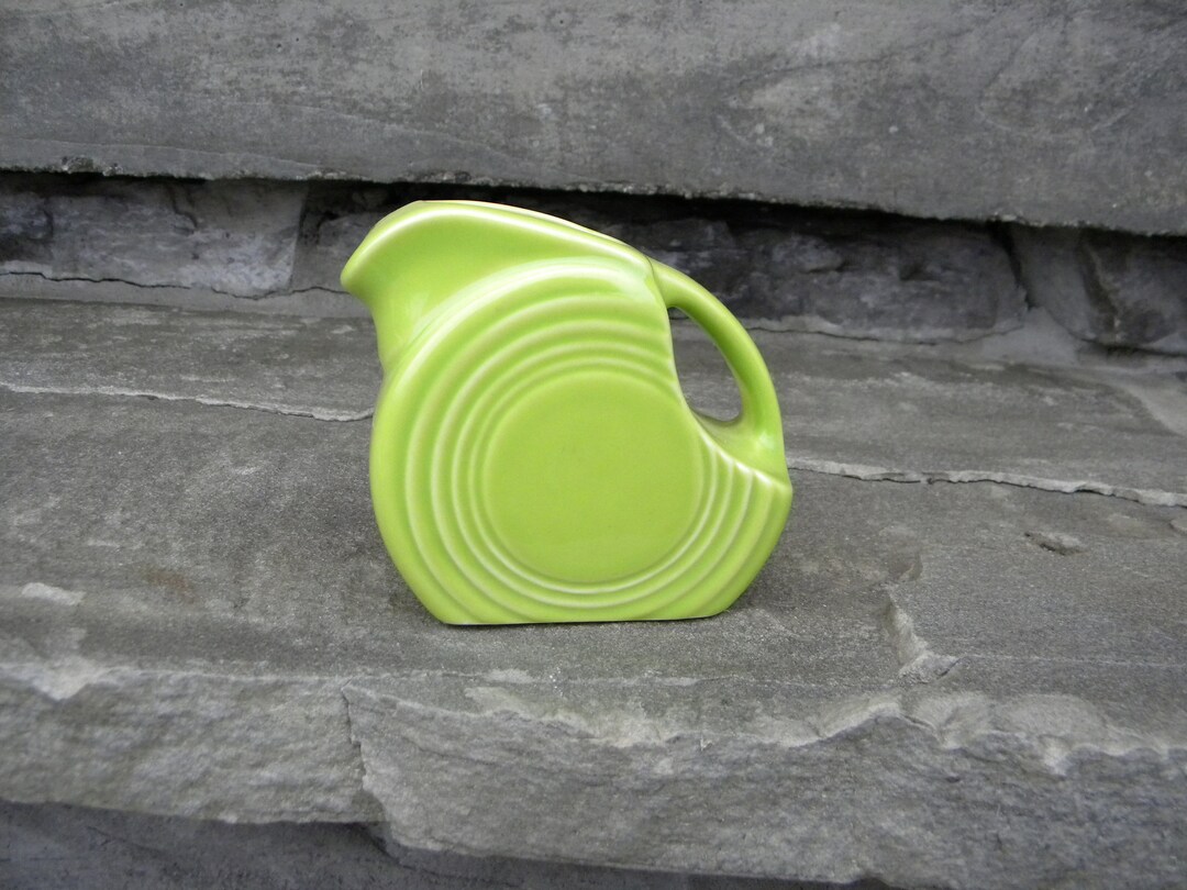Fiesta Chartreuse 4 Ounce Disc Pitcher / Vintage Homer Laughlin Co Fiesta Ware / Chartreuse ...