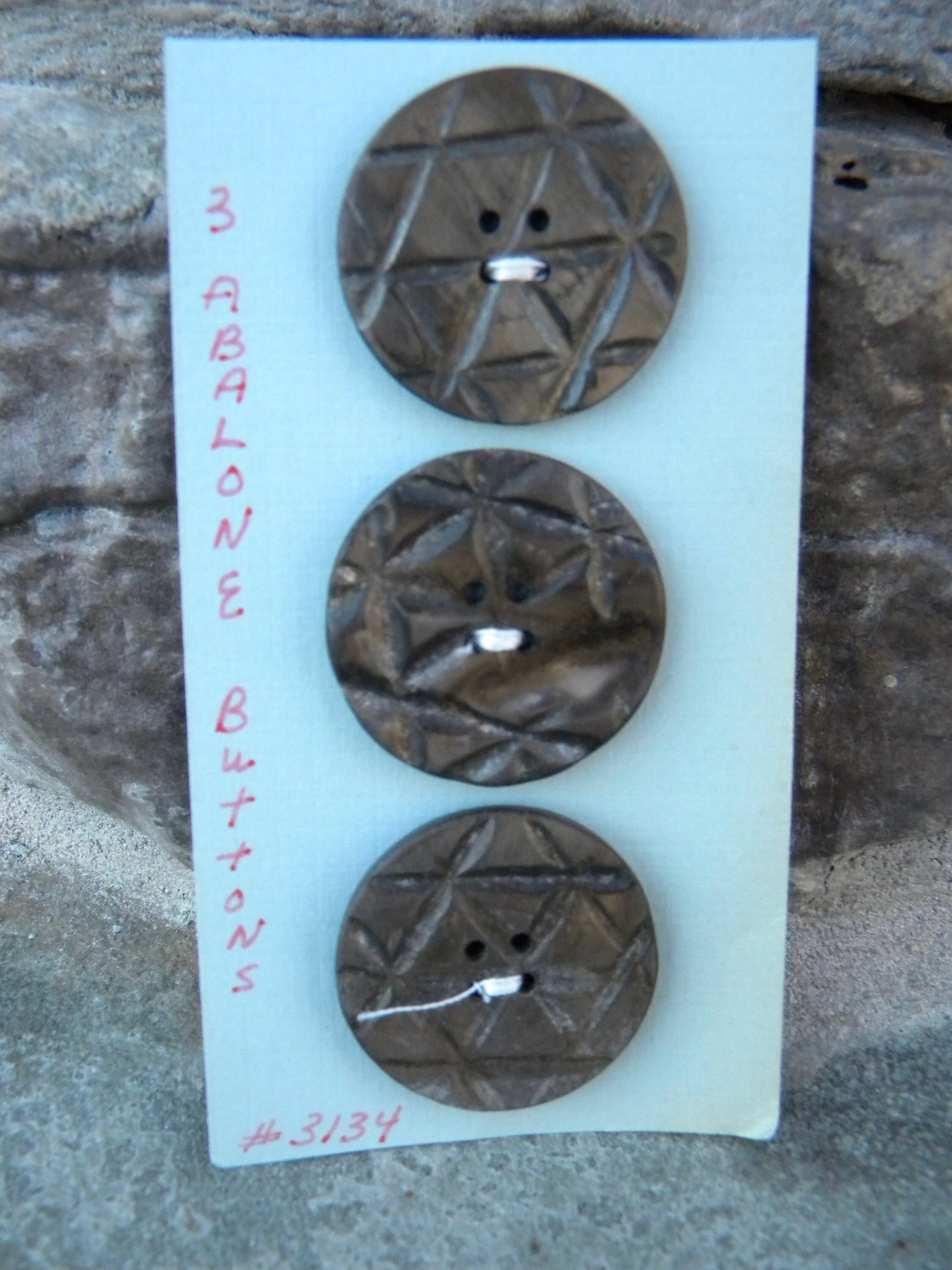 Vintage Carved Abalone Buttons / 3 Buttons / 1 Inch Wide / | Etsy