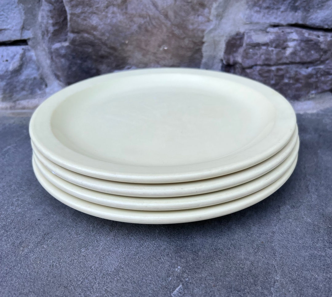 Vintage Sturdy Dallas Ware Snack Plates / Set of 4 / Pale Yellow ...