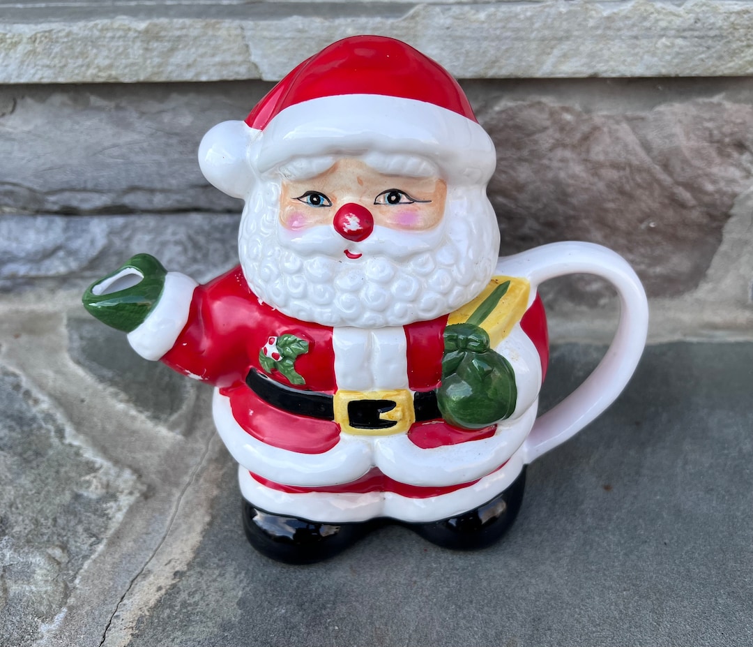Vintage Santa Teapot / 80's Holiday Decor / Chippy Paint Santa / Retro ...