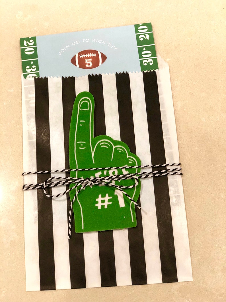 Invitation Birthday Kick Off - Etsy Sweden