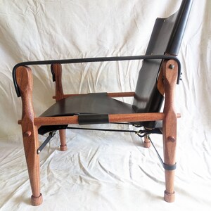 Roorkee Chair in Black Leather and Mahogany - Etsy