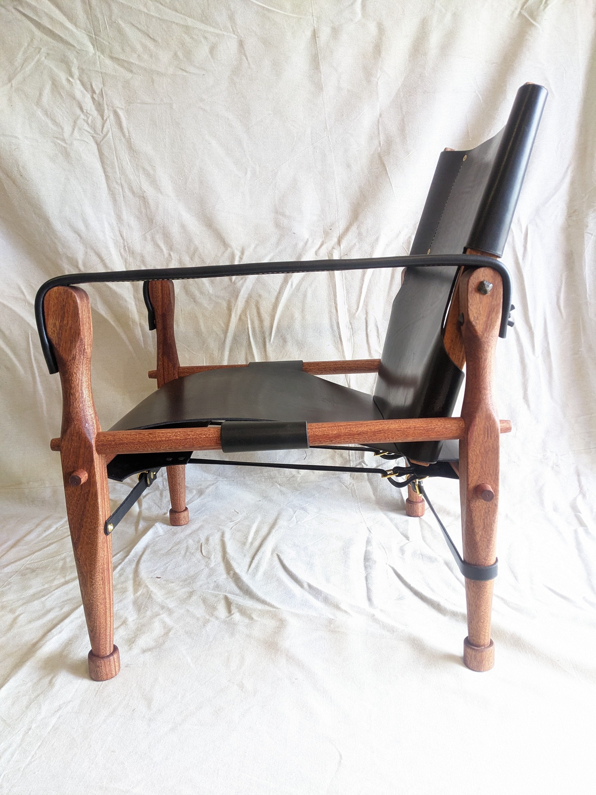 Roorkee Chair in Black Leather and Mahogany - Etsy