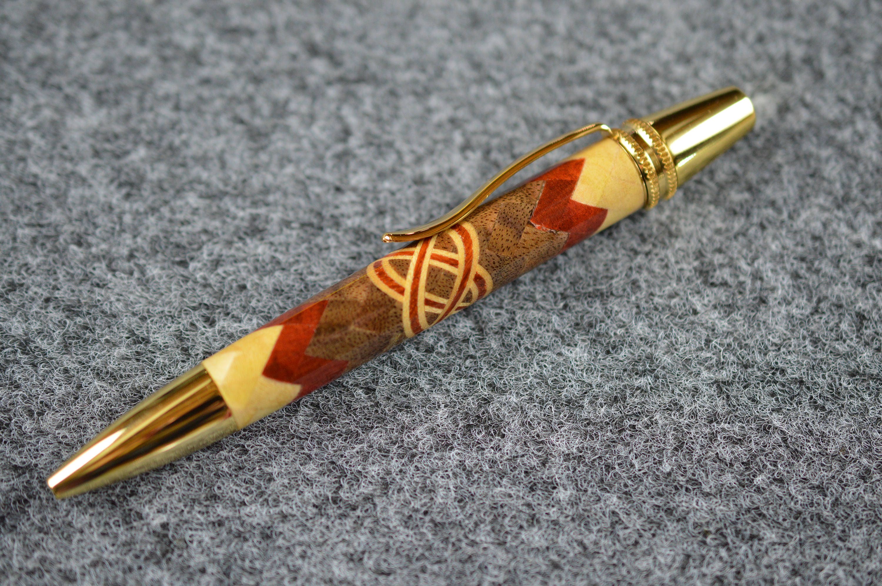 Segmented Wood Pen With Herringbone 360 Design That Features a - Etsy ...