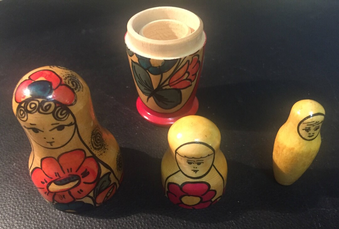 Vintage 1973 3pc Babushka Nestling Dolls GC - Etsy
