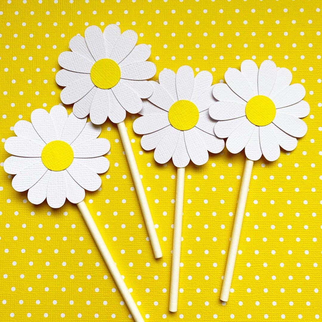 Daisy Flower Cupcake Toppers. Floral Baby Shower, First Birthday ...
