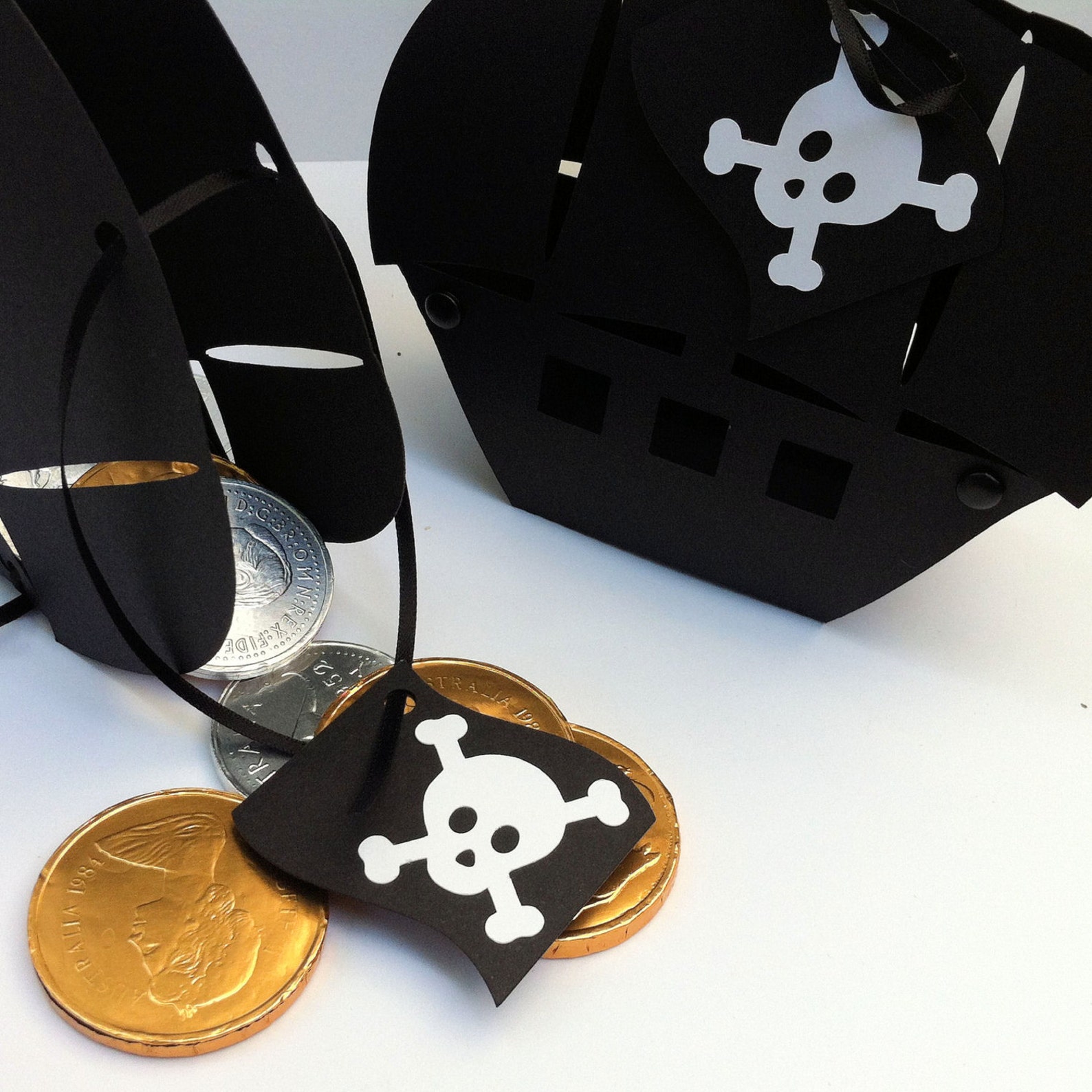 Pirate Boat Gift Boxes. Birthday Party Gifts Favors. Pirate - Etsy