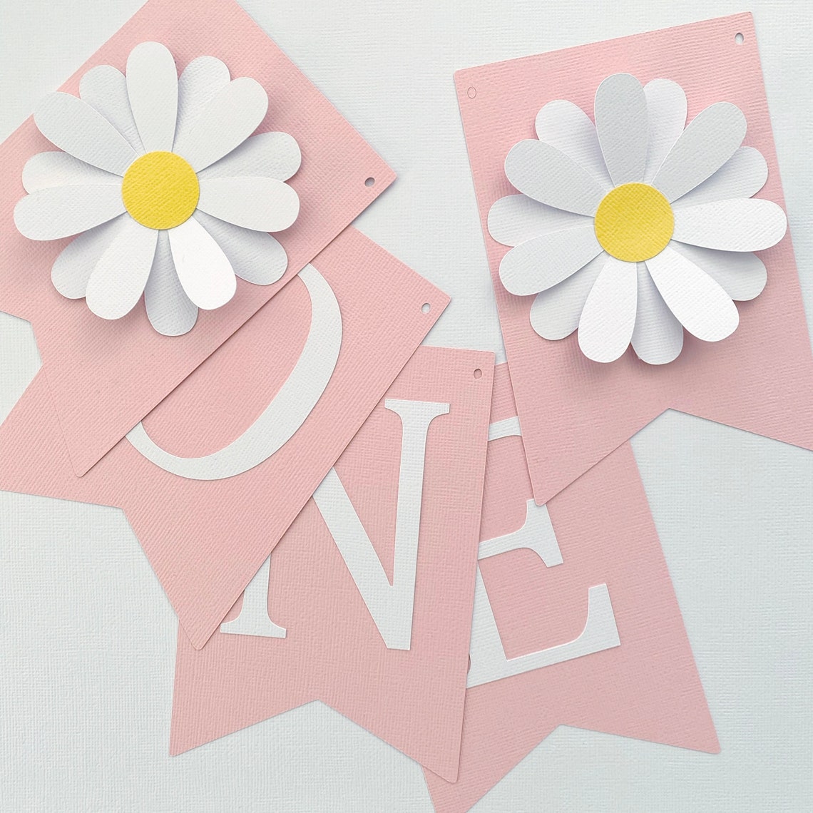ONE Daisy Banner. Custom Name banner First birthday bunting. | Etsy