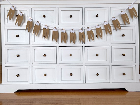 Gum Leaf Garland. Leaf Gumnuts. Party Decor or Photo Prop. - Etsy Australia