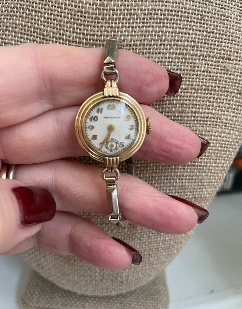 Vintage Monarch 10k Gold Casing Watch - Etsy