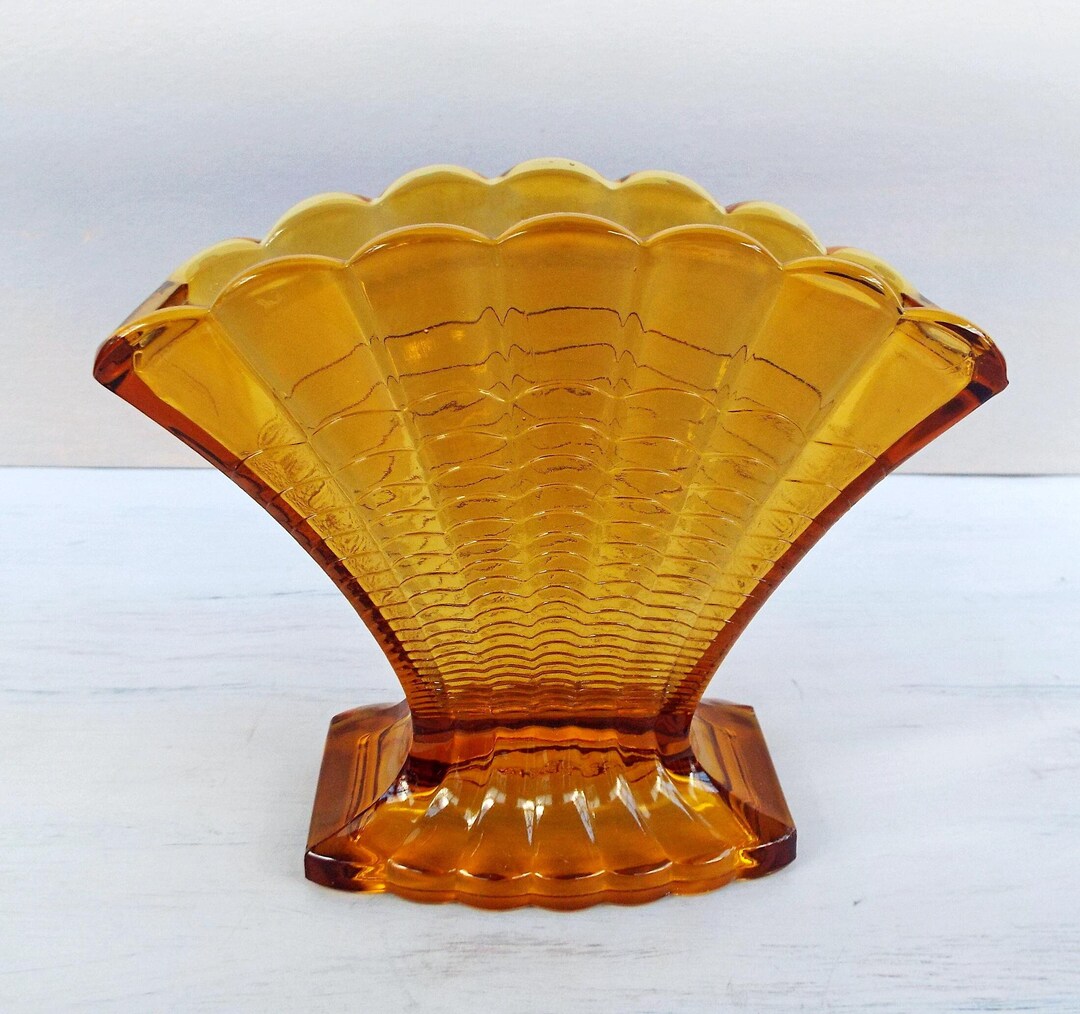 Art Deco Fan Shaped Vase Amber-colour Glassware George Davidson 1930s ...