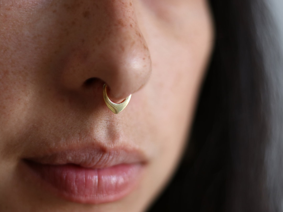 Triangle Septum Ring, 14k Solid Gold Septum Clicker, Pointy Septum ...