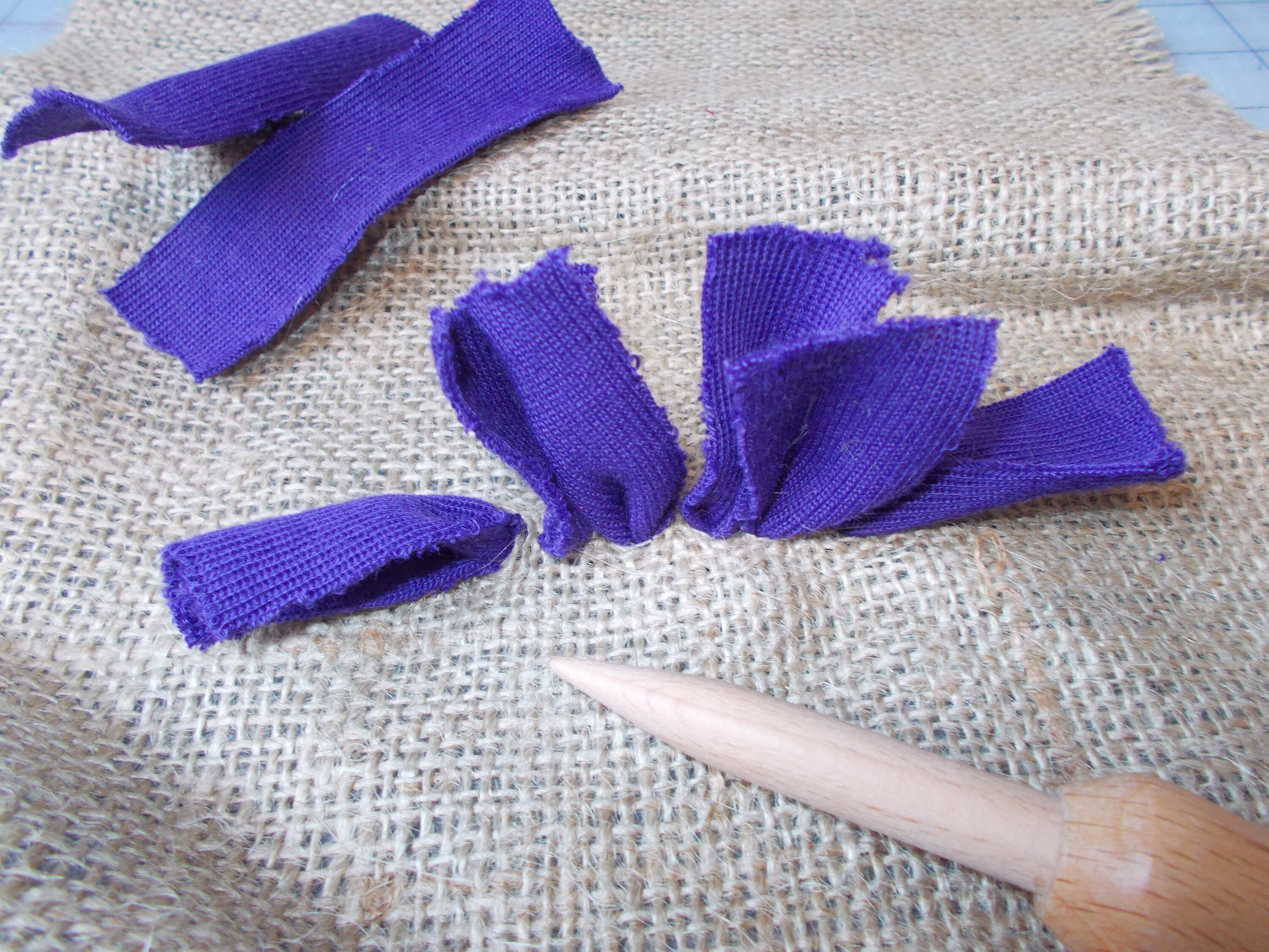 Prodded Rag Rug Spiral Sun Kit - Etsy UK